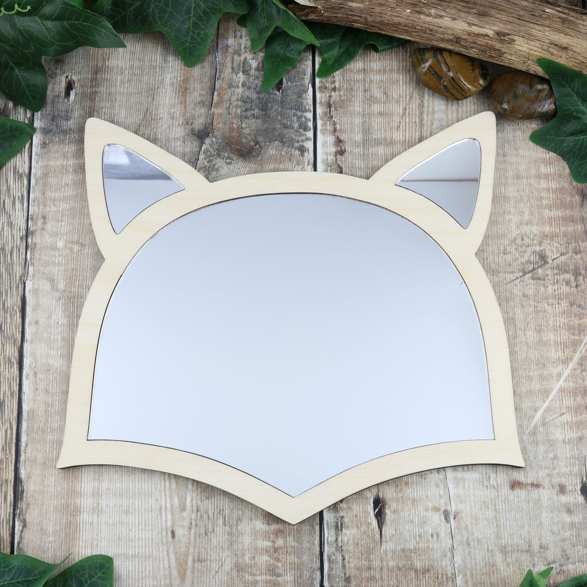 Mirrors– Hunter & Lola